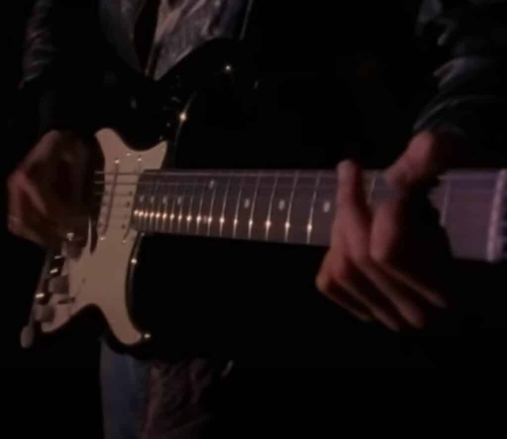 Mike McCready Guitars & Gear – Complete List of Guitars, Amps, Effects ...