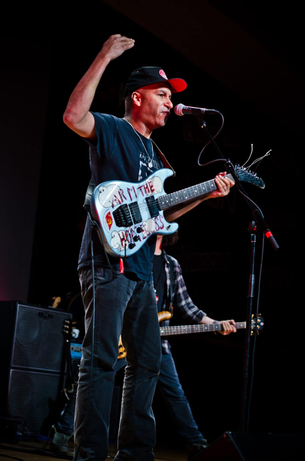 Tom Morello's Performance "Arm the Homeless" Custom – Ground Guitar